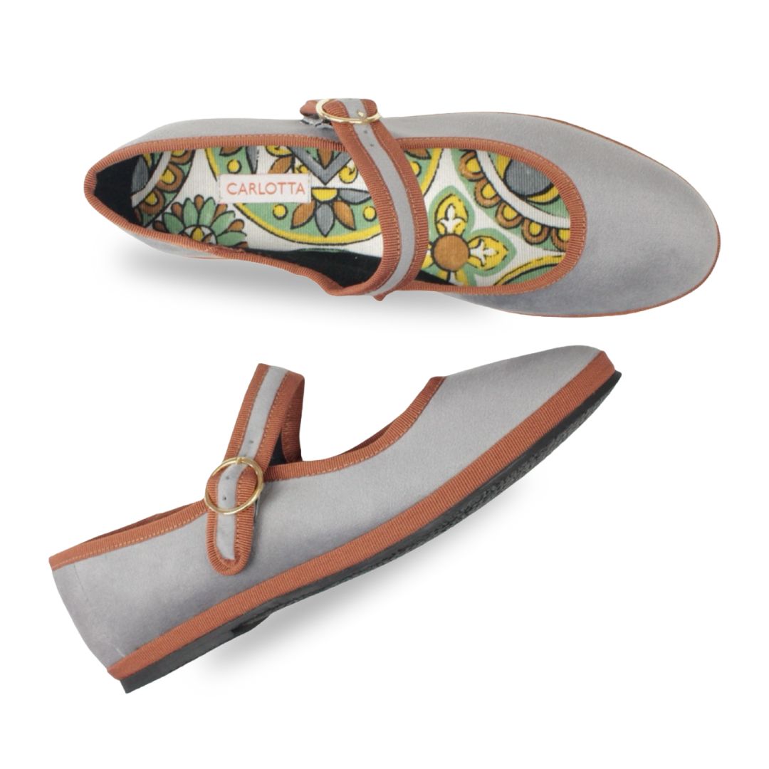 Mary Jane Gris Tierra – CARLOTTA